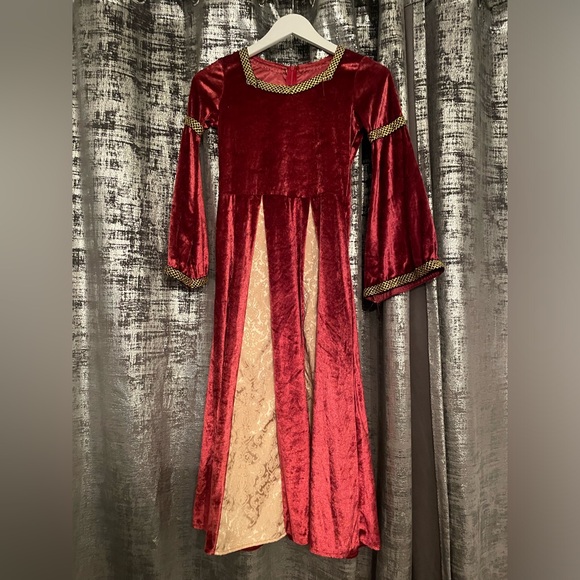 Costumes | Red Velvet Renaissance Costume | Poshmark